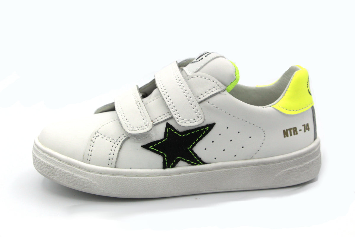Naturino White Neon Yellow Velcro Sneaker Pinn – Shooz